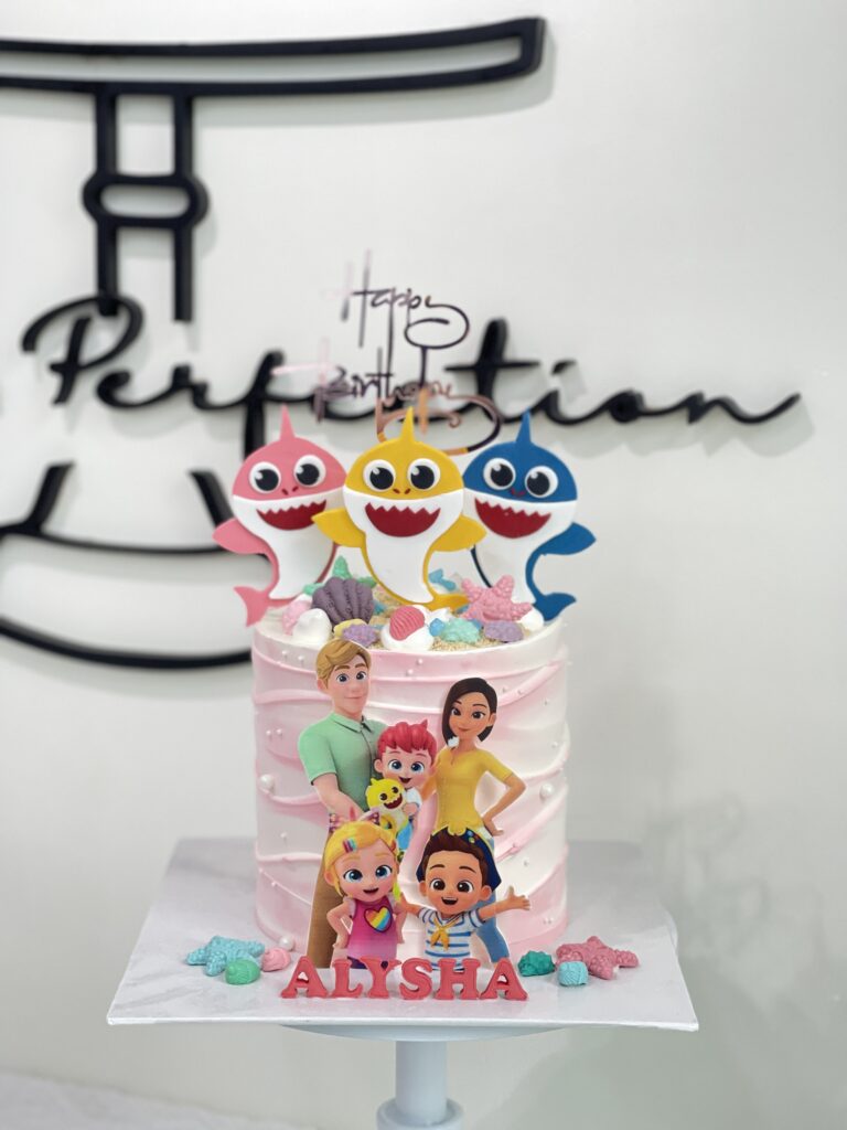 Alysha's Baby Shark Cake | Klang Valley Fondant Cake & Desserts
