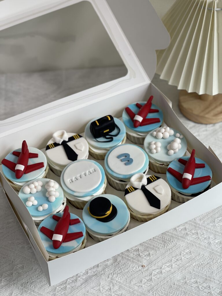 2D Pilot Cupcake | Klang Valley Fondant Cake & Desserts