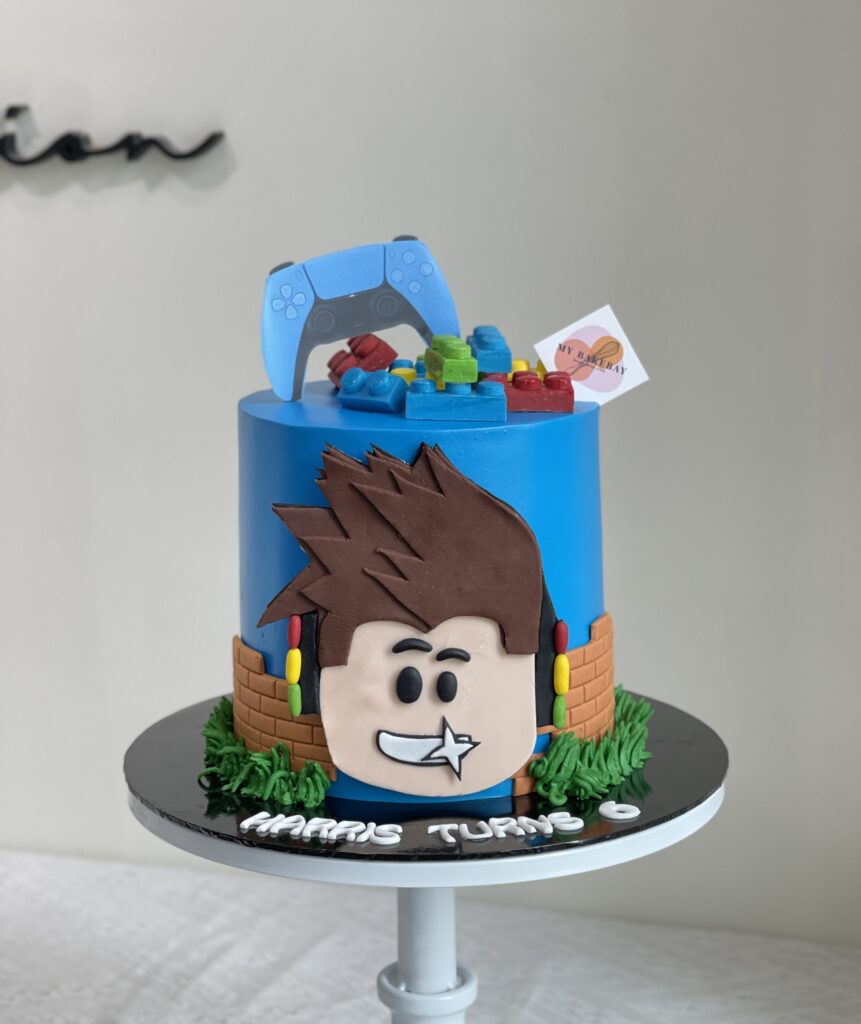 Harris's Roblox Cake | Klang Valley Fondant Cake & Desserts