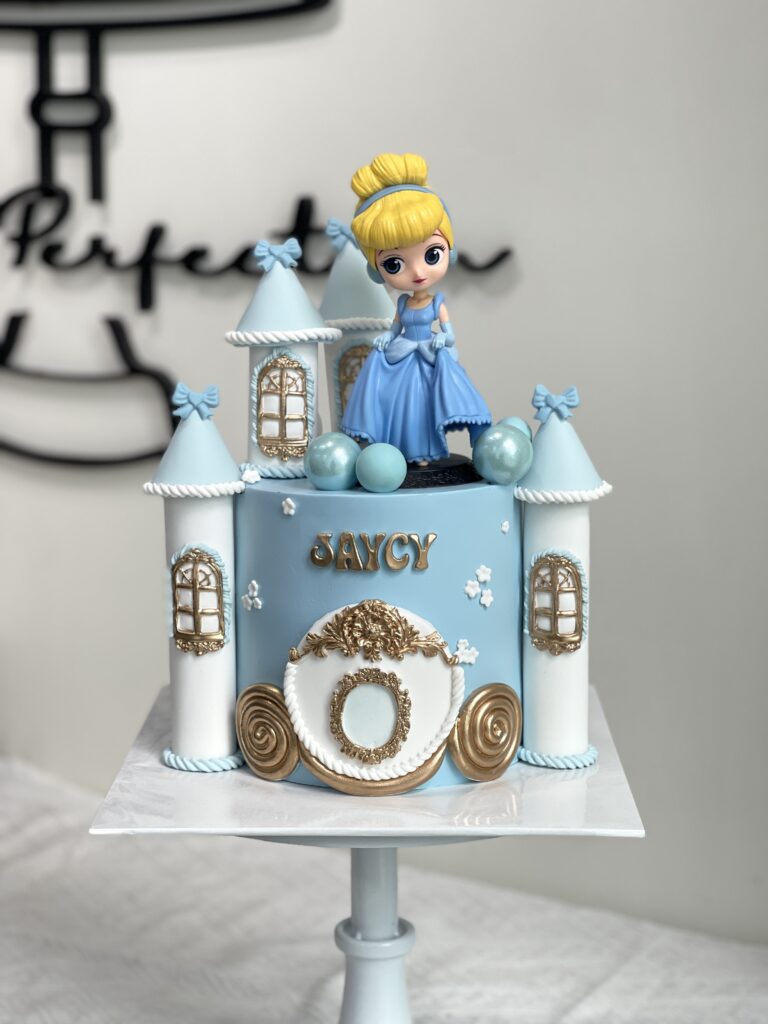 Jaycy's Cinderella Cake | Klang Valley Fondant Cake & Desserts
